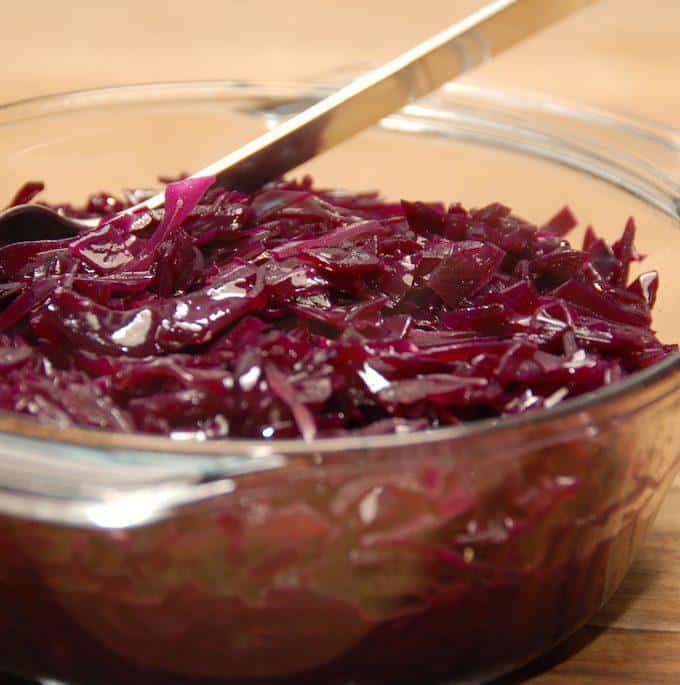 Opskrift på hjemmelavet gammeldags rødkål