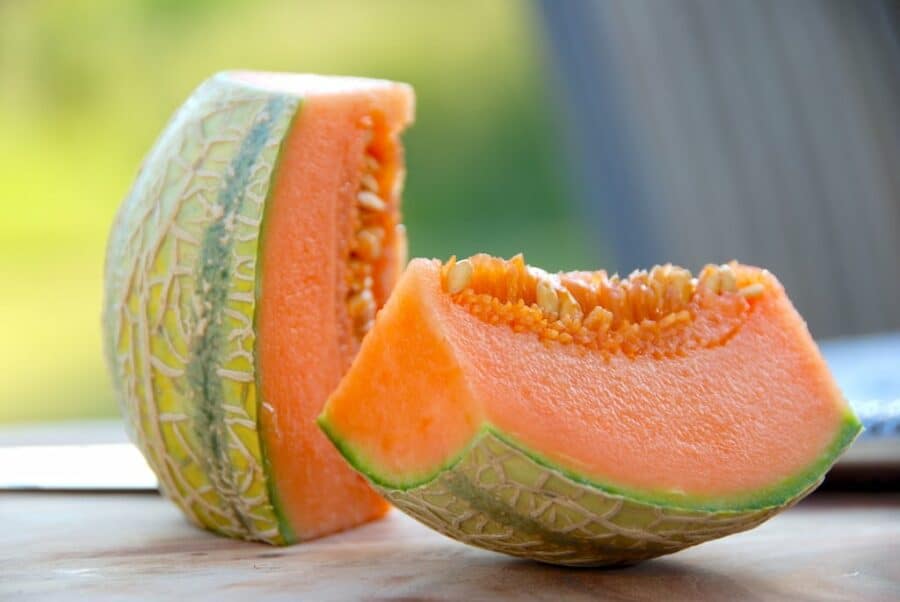 Spaghetti & meatballs med ovnbagte kødboller - Madens Verden