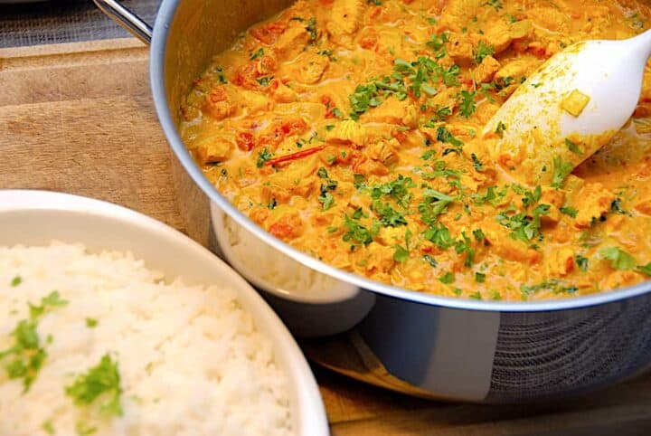 Chicken Korma - krydret, indisk ret med mandler