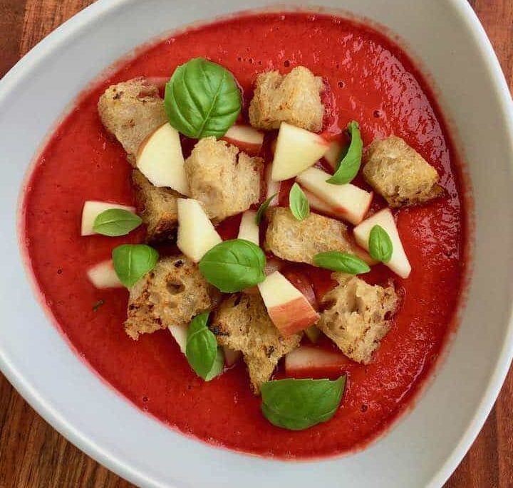 Supper - opskrifter på god suppe til forret og aftensmad - Madens Verden