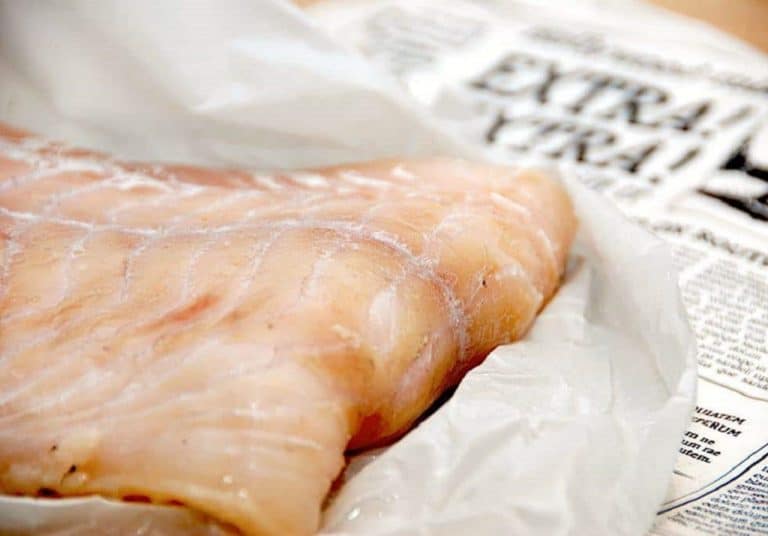 Nem opskrift på fragilité med flødecreme og jordbær