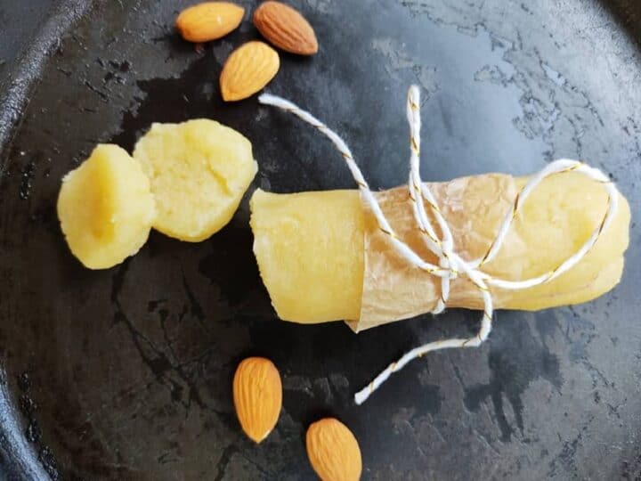 Hjemmelavet marcipan med kun 3 ingredienser