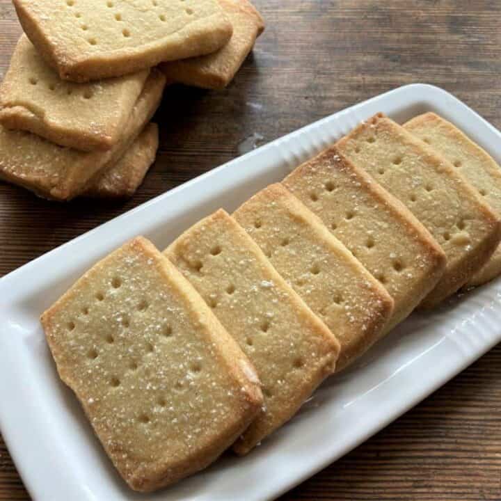 Hjemmelavet shortbread - sprøde, skotske småkager