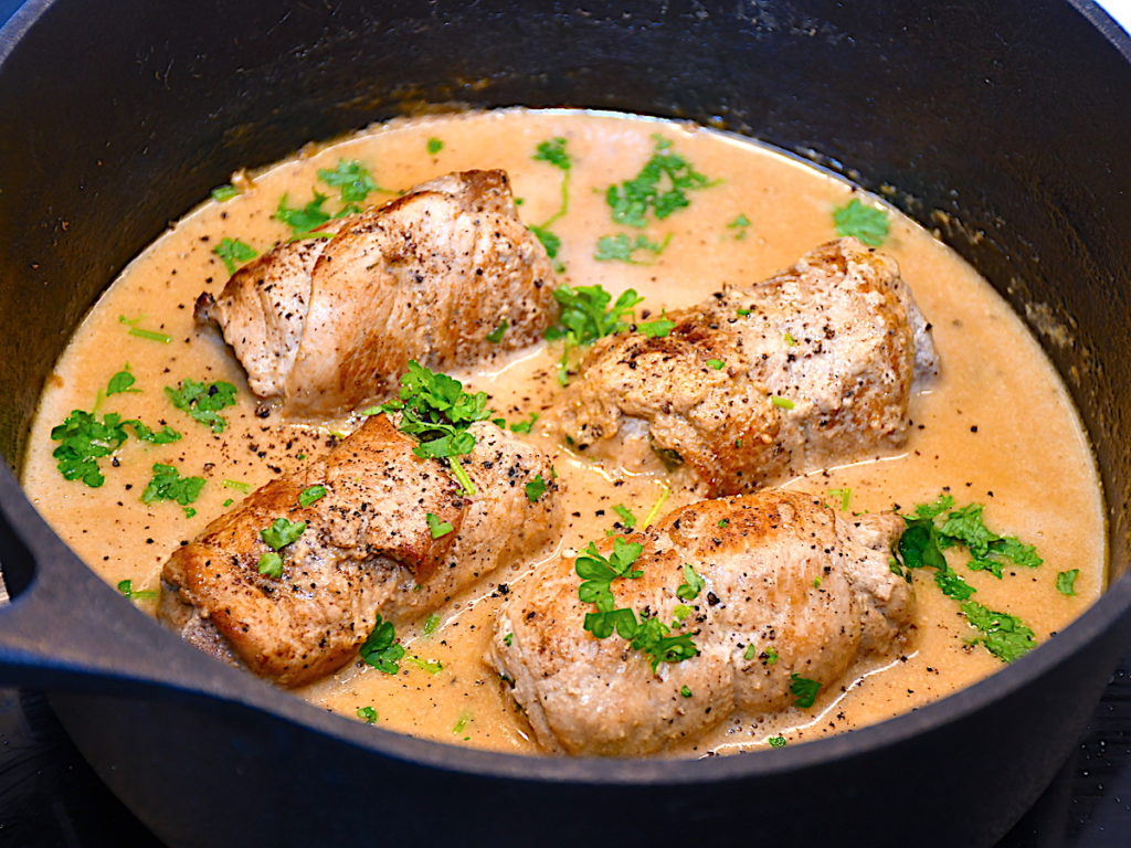 Persille (fakta og lækre opskrifter med den populære krydderurt)