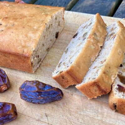 Daddelbrød med valnødder - saftigt og sødt