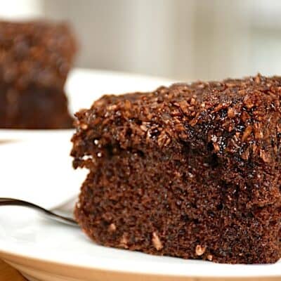 Tuc kage - opskrift på lækker kage med Tuc saltkiks - Madens Verden