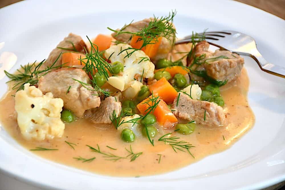 Den sorte gryde - opskrift på gryderet med få ingredienser