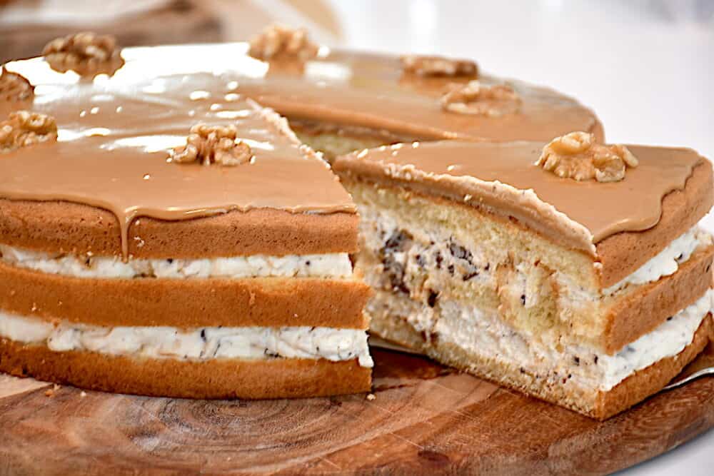 Nem opskrift på fragilité med flødecreme og jordbær